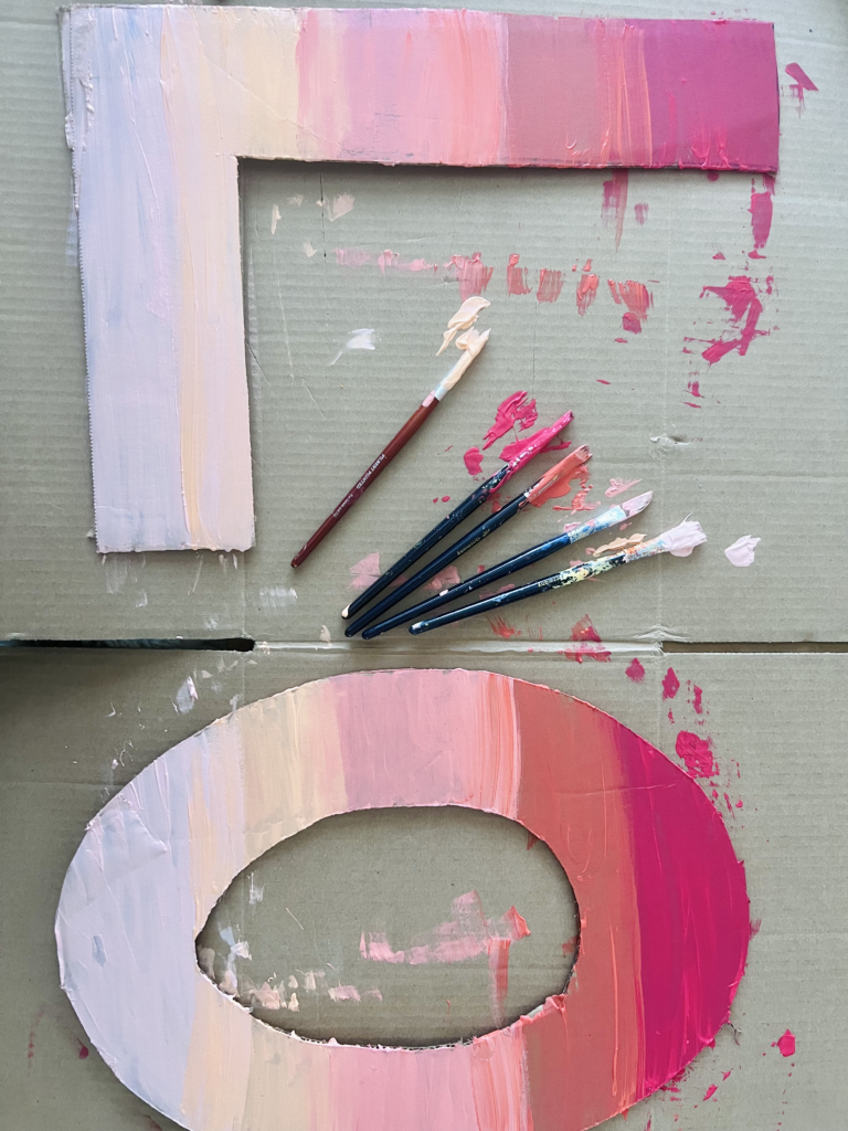 DIY Yard Sign – A Fun (and Cheap!) Surprise for Any Celebration - sisoo.com